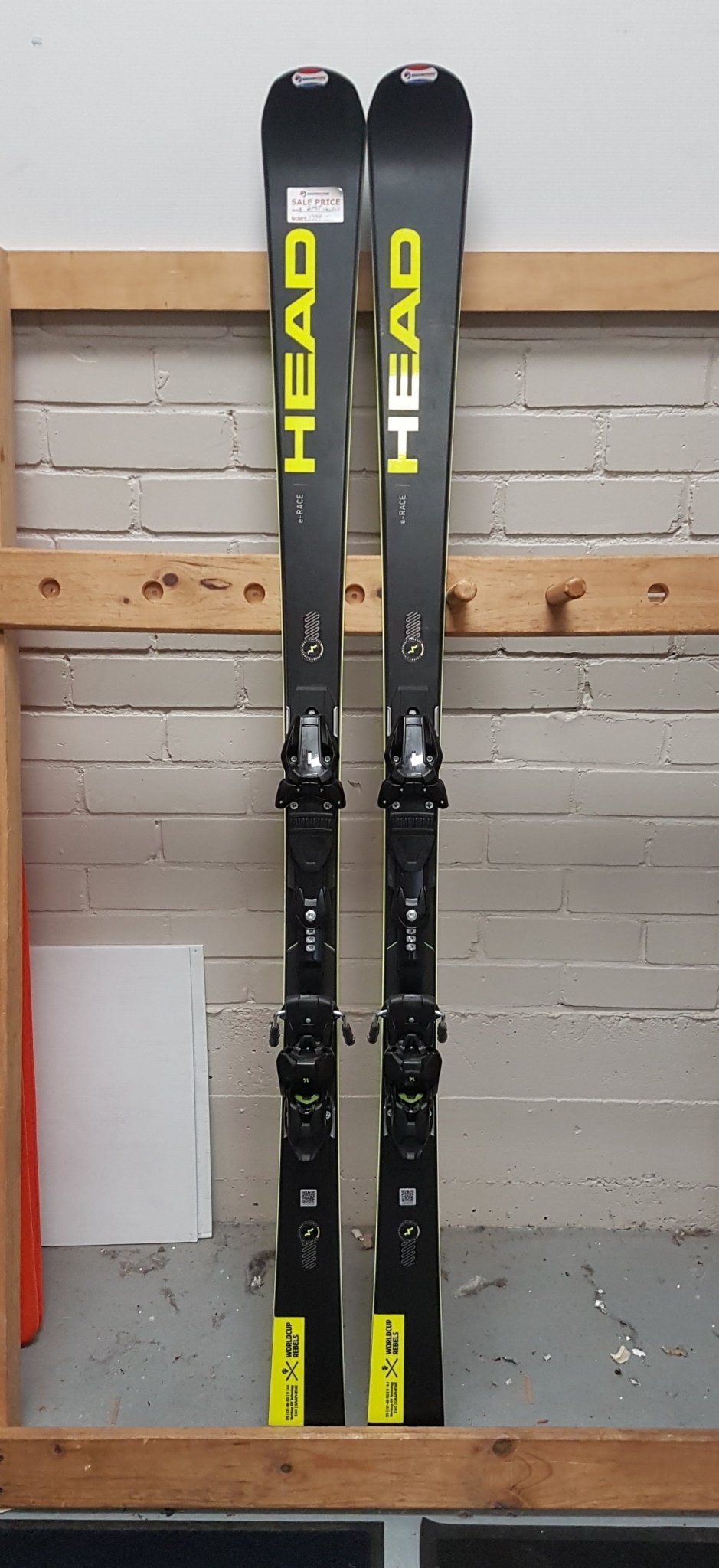 Pre-Owned: HEAD WCR E-Race (170cm)/Free Flex 14 Binding | Snowride Sports